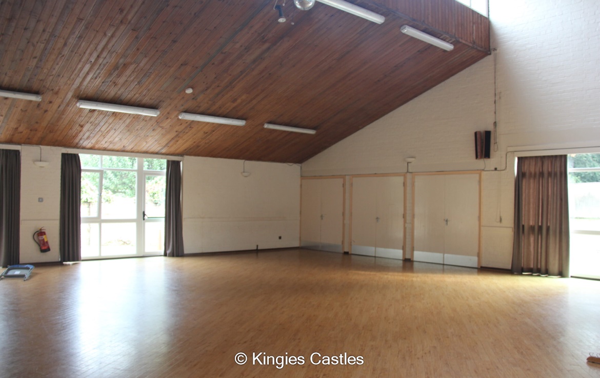 kingies castles bouncy castle hire - venue/hall hire page